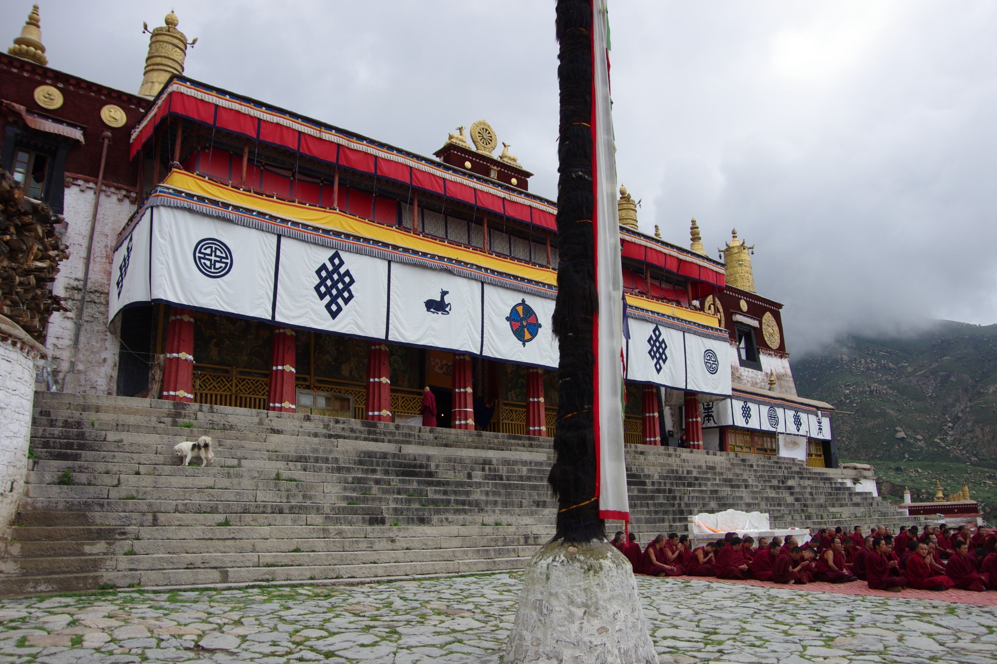 Tibet Lhasa Drepung Monastery - China ChengDu Tours, Chengdu Panda ...